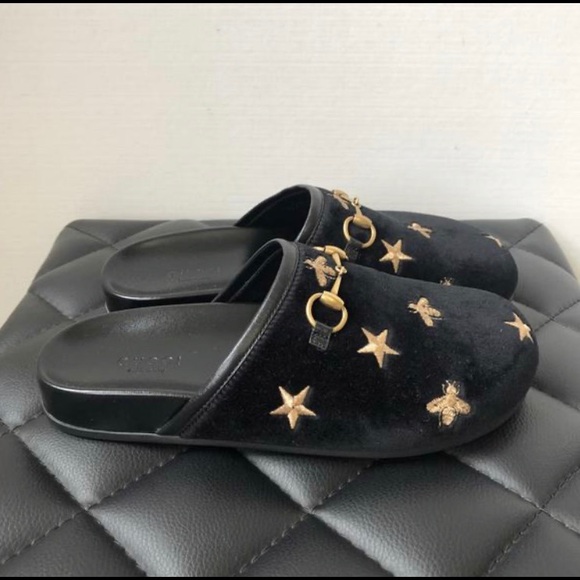 Shoes | Gucci Black Velvet Bee Slides | Poshmark